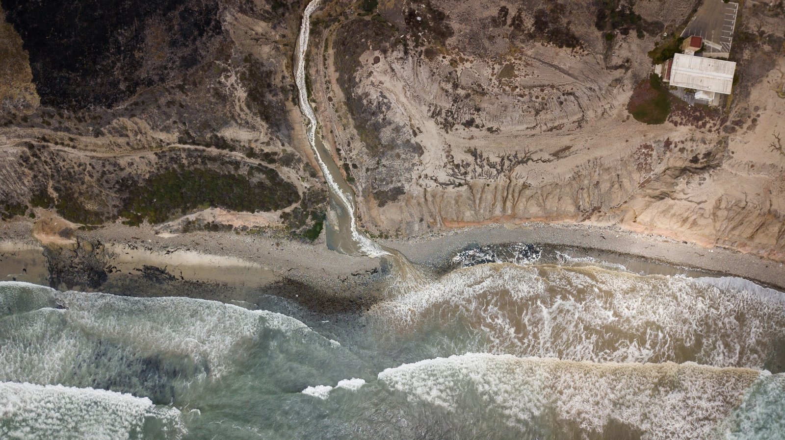 Touring Punta Bandera and Los Laureles Canyon